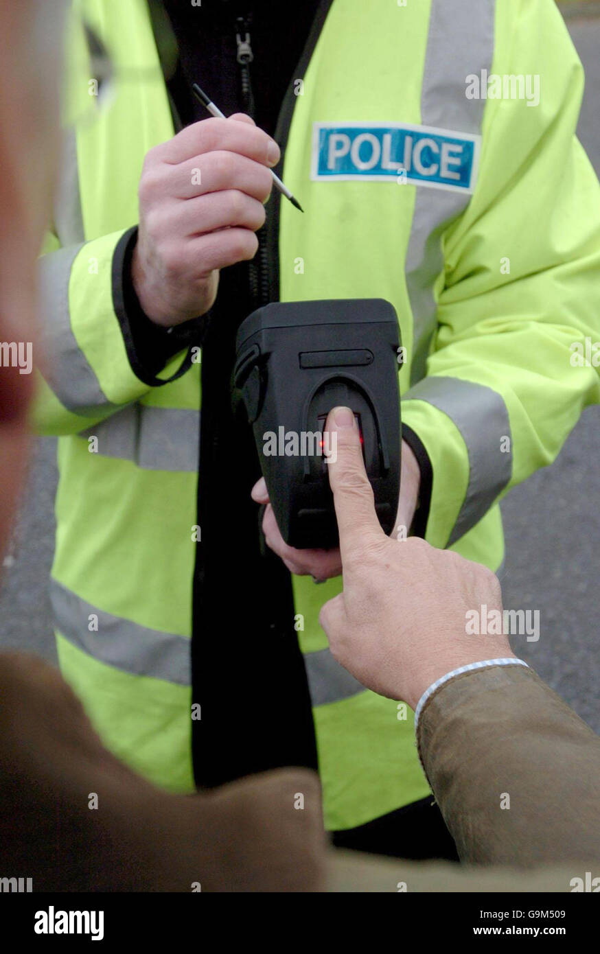 Hand held analyser hi-res stock photography and images - Alamy