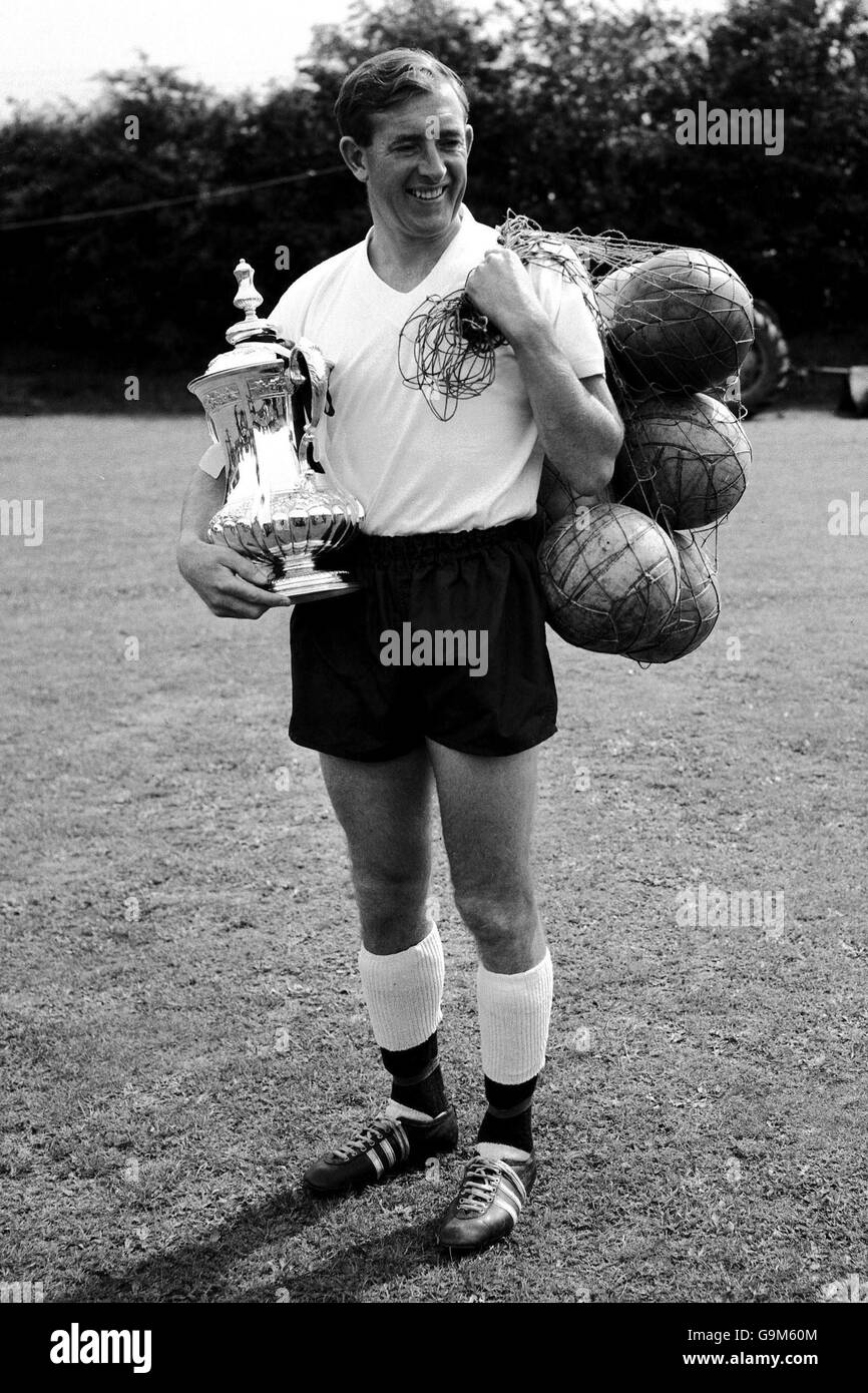 English division one trophy hi-res stock photography and images - Alamy