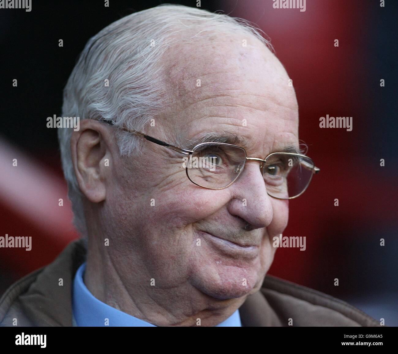 Chelsea legends head shot hi-res stock photography and images - Alamy