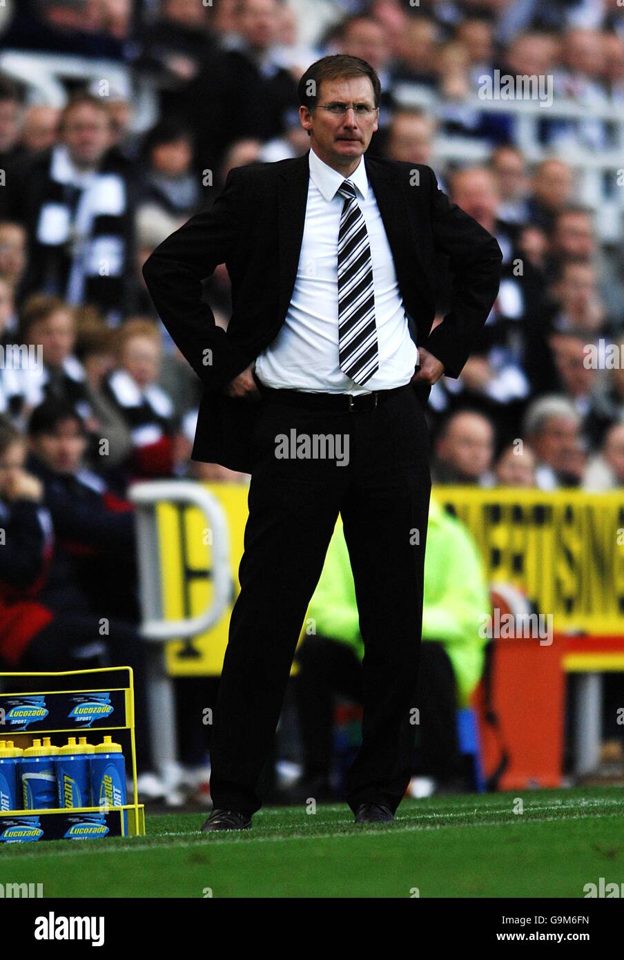 Soccer - FA Barclays Premiership - Newcastle United v Portsmouth - St ...