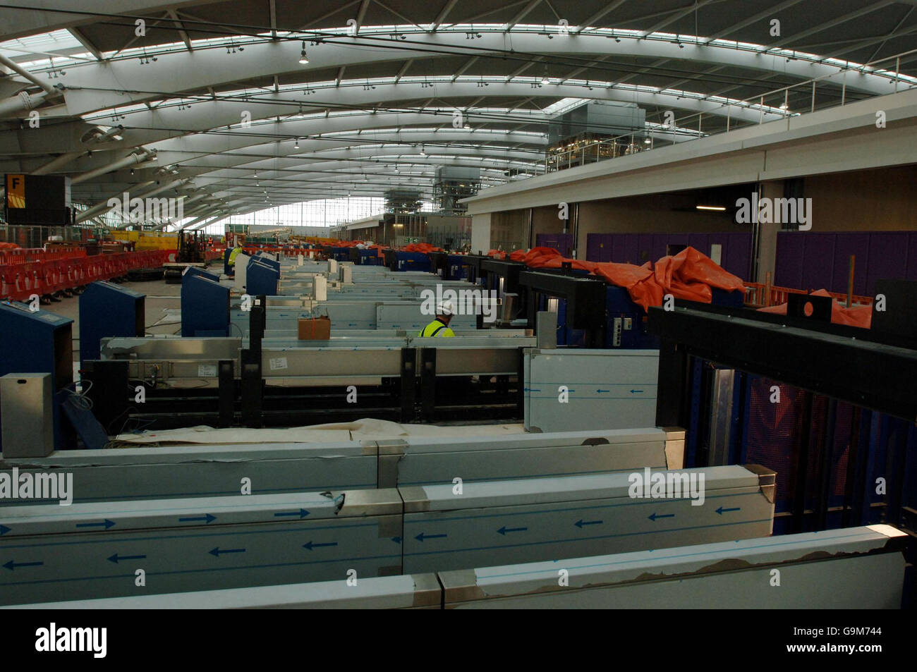 New airport terminal 'world-class gateway to the uk' Stock Photo - Alamy