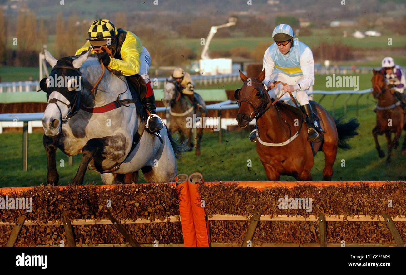 Hardy eustace hi-res stock photography and images - Alamy