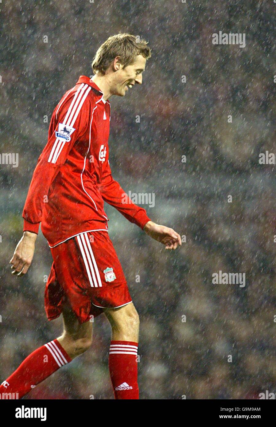 Soccer - FA Barclays Premiership - Liverpool v Fulham - Anfield. Peter ...