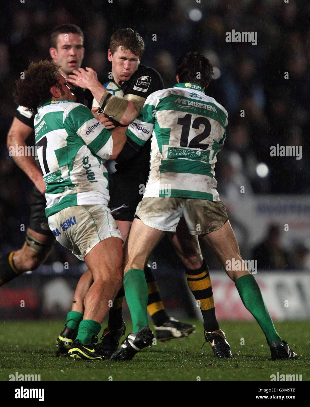 London wasps tom rees runs into benetton trevisos ceccato sartoretto hi ...