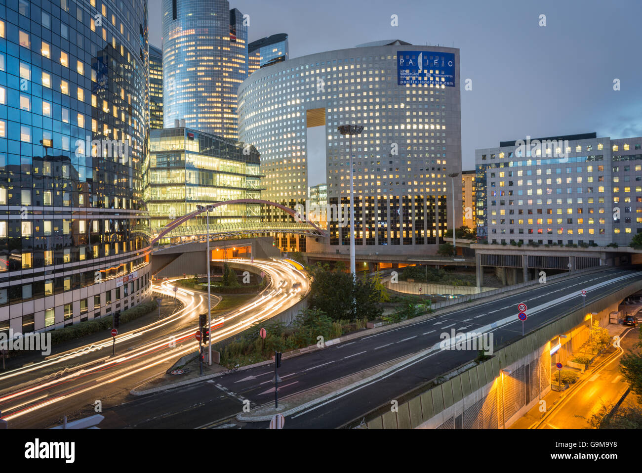 Business Buildings in Paris District La Defense Stock Photo - Alamy