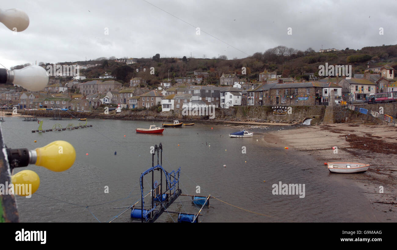 Penlee lifeboat tragedy anniversary hi-res stock photography and images ...