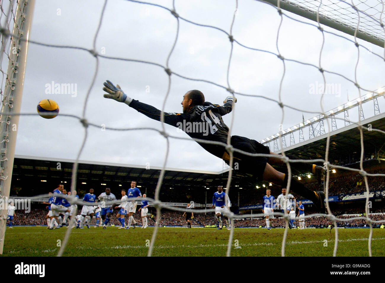 Michael ball everton football club hi-res stock photography and images ...