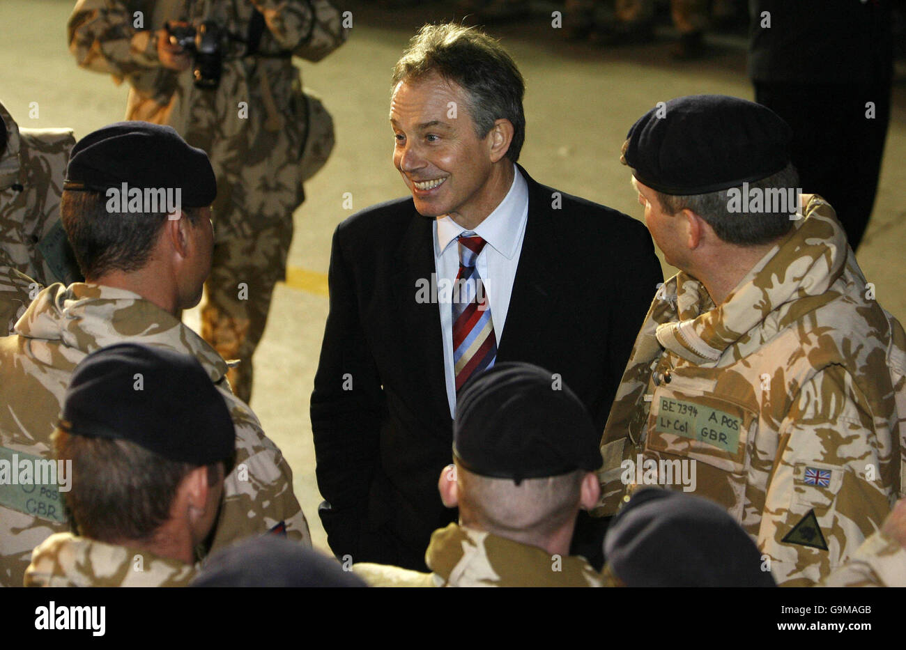 Britain's Prime Minister Tony Blair visits British troops in Basra ...