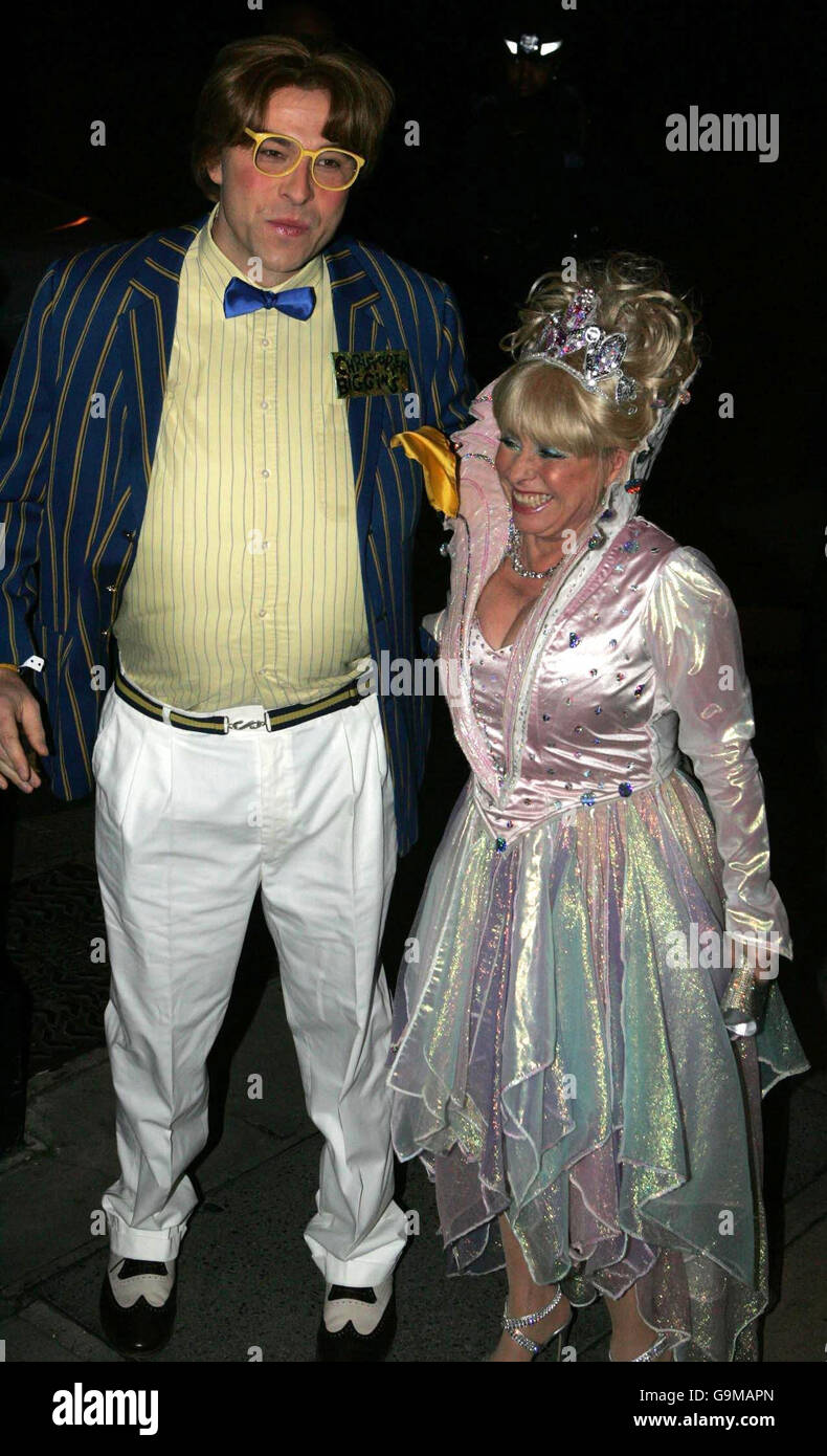 David Walliams, dressed as Christopher Biggins (left) and Barbara ...