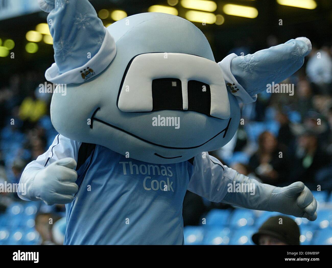 Manchester city mascot hi-res stock photography and images - Alamy