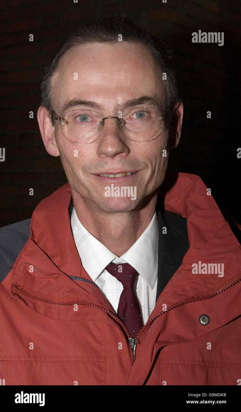 Dr david maisey from the norwich and norfolk hospital hi-res stock ...