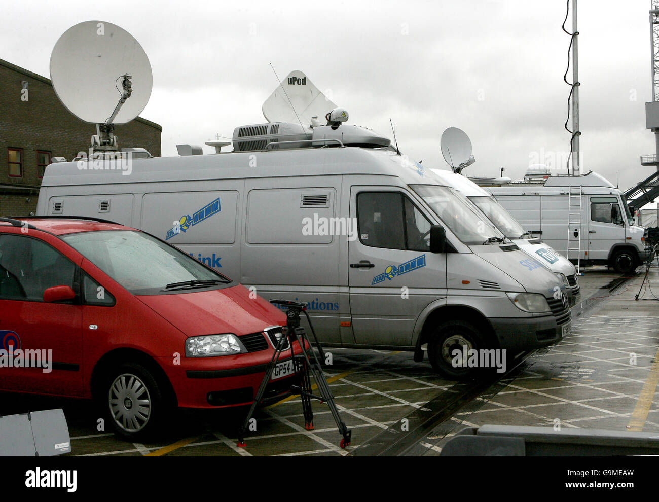 TV news vehicles at Devonport Stock Photo - Alamy