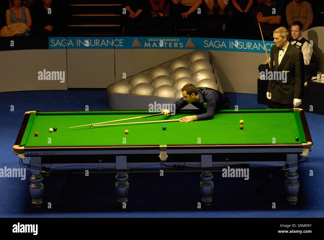 Snooker - SAGA Insurance Masters 2007 - Wembley Arena Stock Photo - Alamy