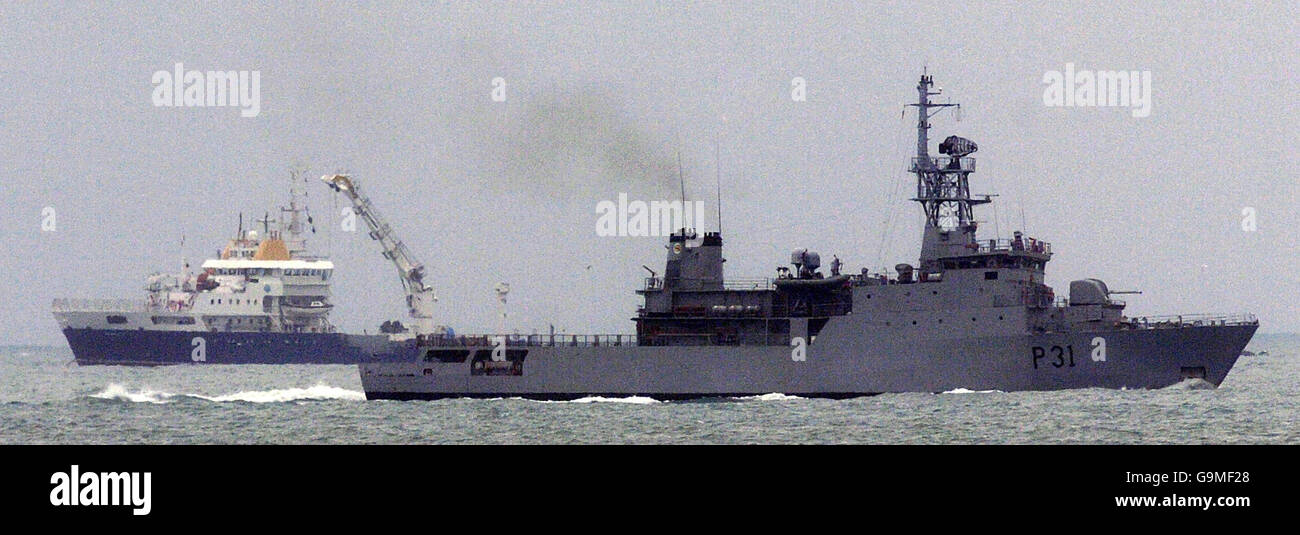 The Grainne Mhaol (left) and Le Eithne continue the search for the five ...