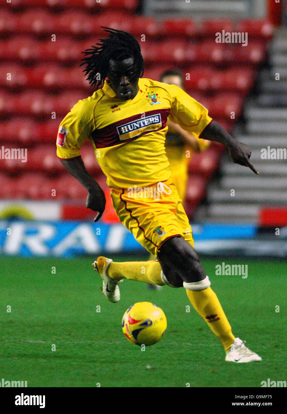 Soccer - Coca-Cola Football League Championship - Southampton v Burnley ...
