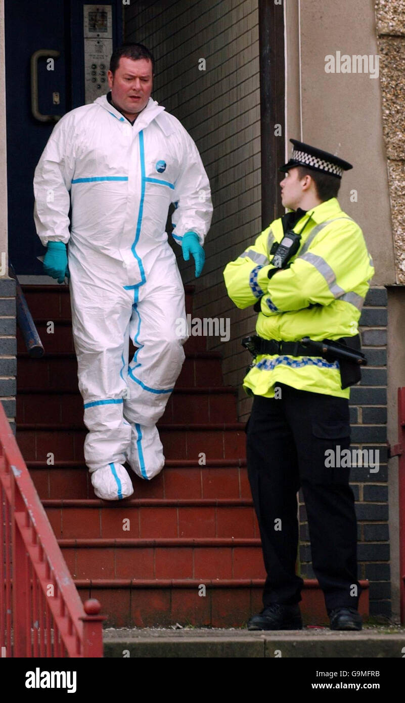 Full length forensic officer uniform police mangsb hi-res stock ...