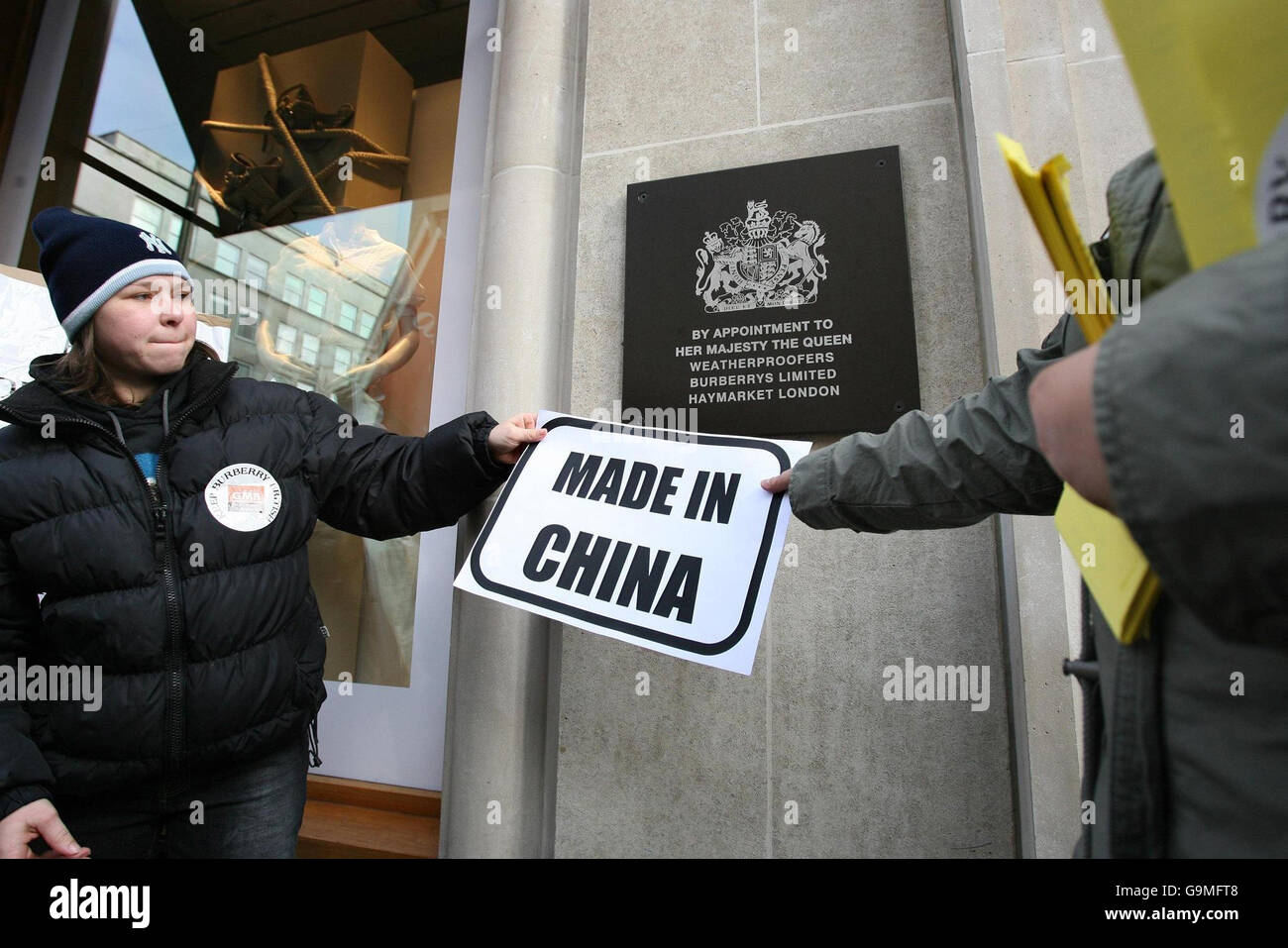 Burberry workers protest outside London store Stock Photo - Alamy