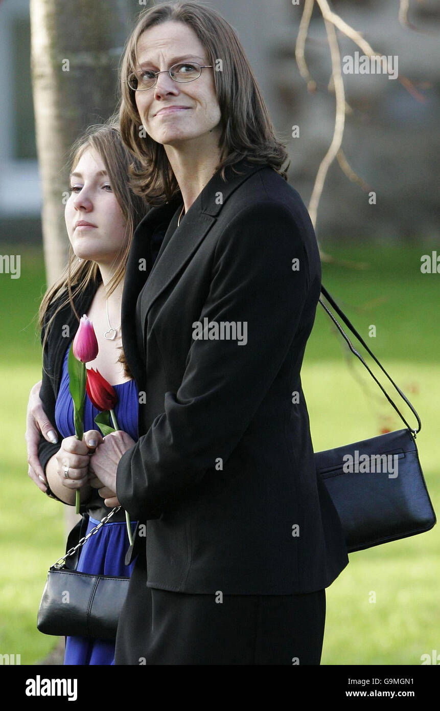 Pictured is the wife (Rayna) and daughter (Angela) of RAF Nimrod crash ...