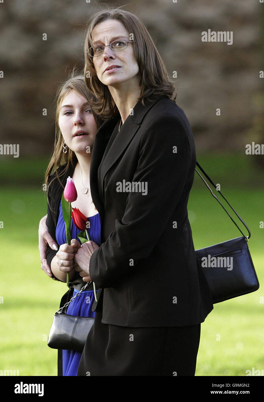 Pictured is the wife (Rayna) and daughter (Angela) of RAF Nimrod crash ...