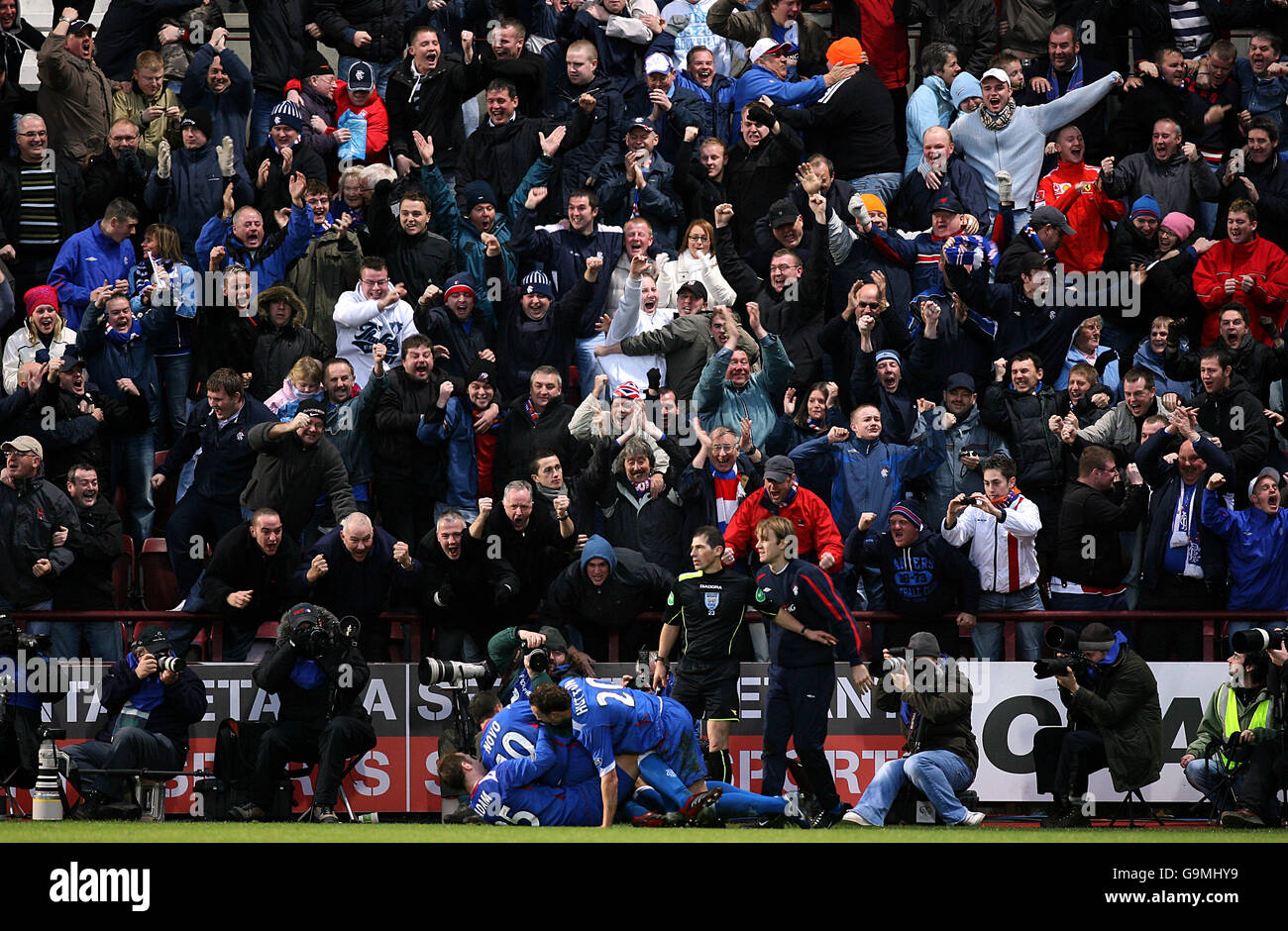 Glasgow rangers players hi-res stock photography and images - Alamy
