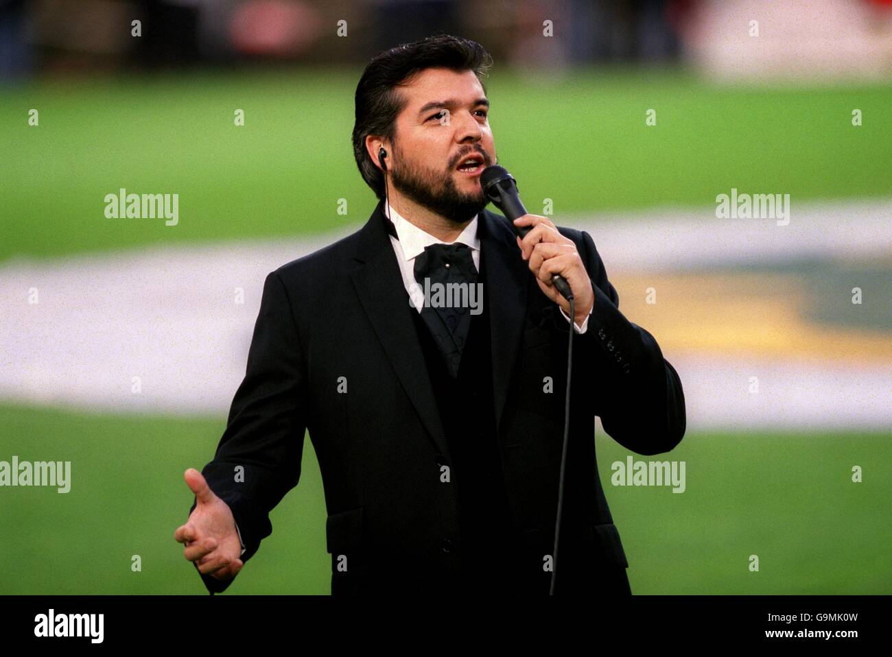 Soccer - UEFA Cup - Final - Liverpool v Alaves. An opera singer sings ...