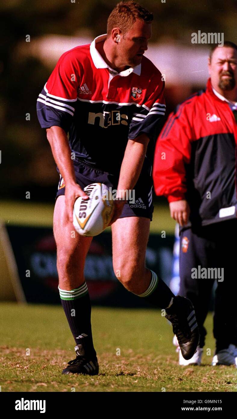 Jeremy davidson lions hi-res stock photography and images - Alamy