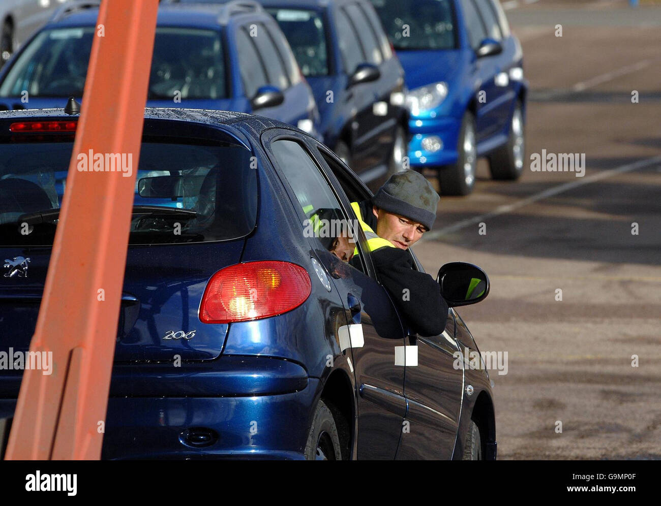 Peugeot's Rylton plant ends production Stock Photo - Alamy