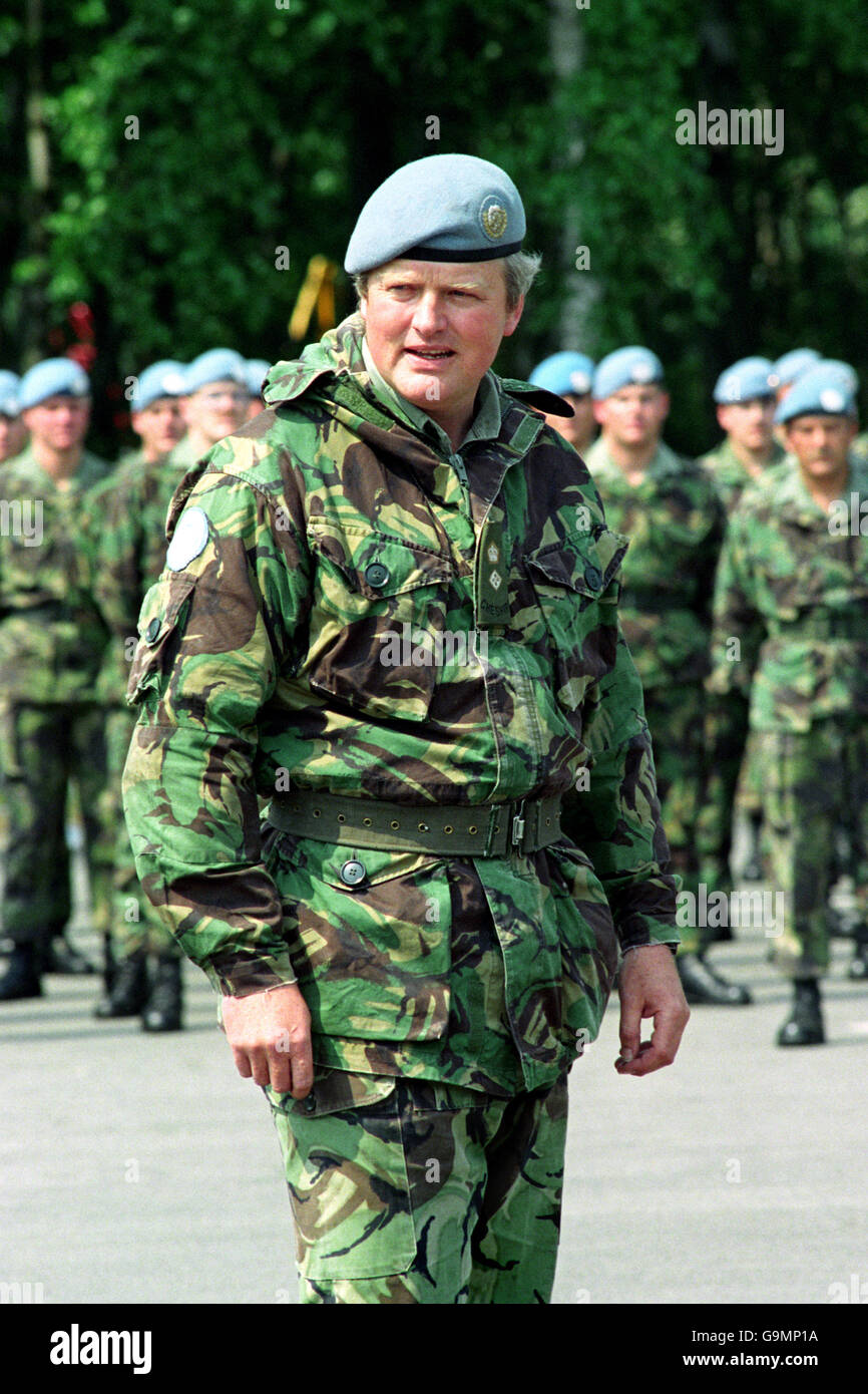 Lt Colonel Bob Stewart Stock Photo - Alamy