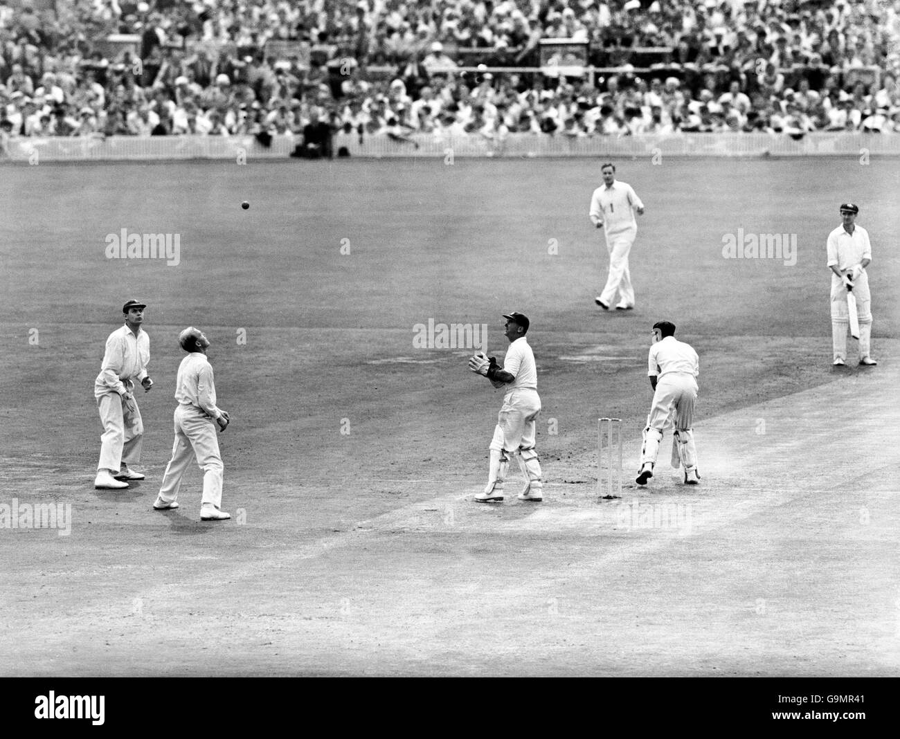 L r englands tony lock High Resolution Stock Photography and Images - Alamy