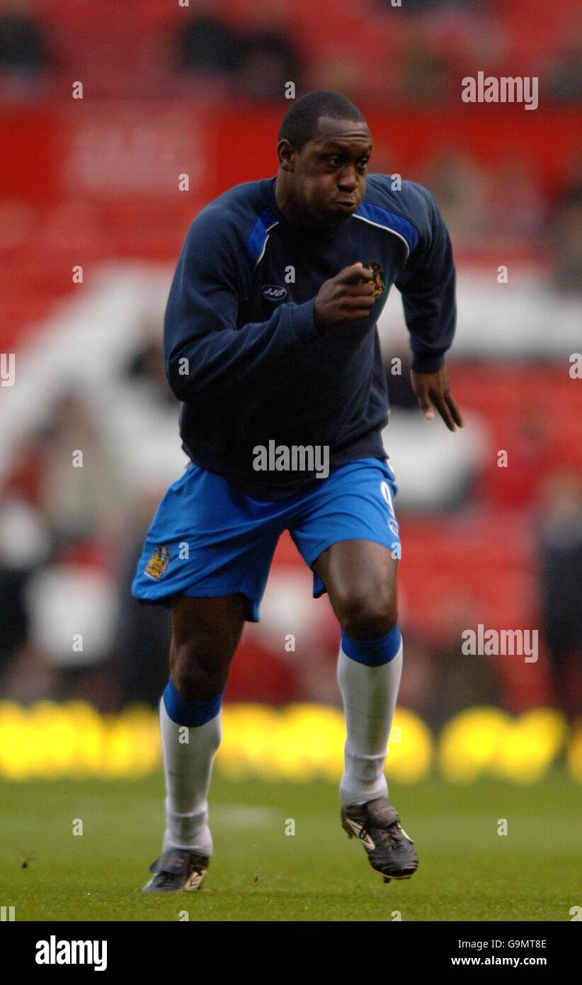 Manchester united emile heskey hi-res stock photography and images - Alamy