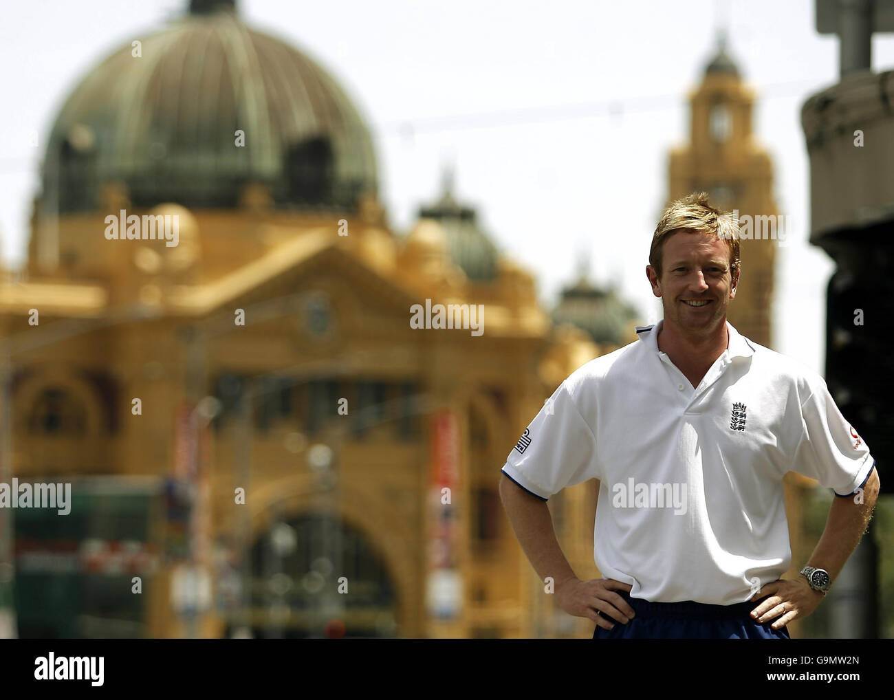 Cricket - Ashes Tour - Melbourne Stock Photo - Alamy