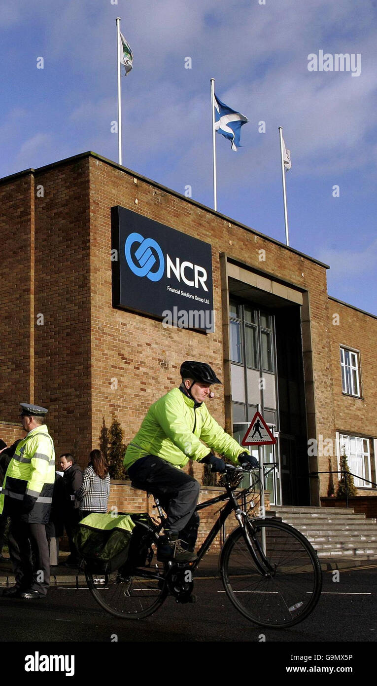 Ncr cash registers hi-res stock photography and images - Alamy