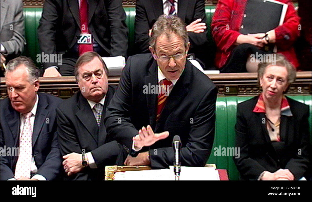 Prime Ministers Questions - House of Commons Stock Photo - Alamy