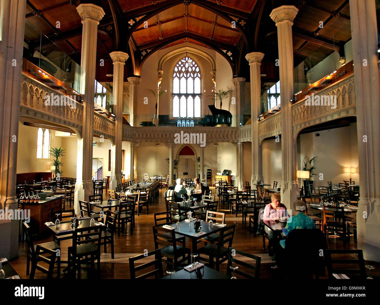 Suffolk square cheltenham hi-res stock photography and images - Alamy