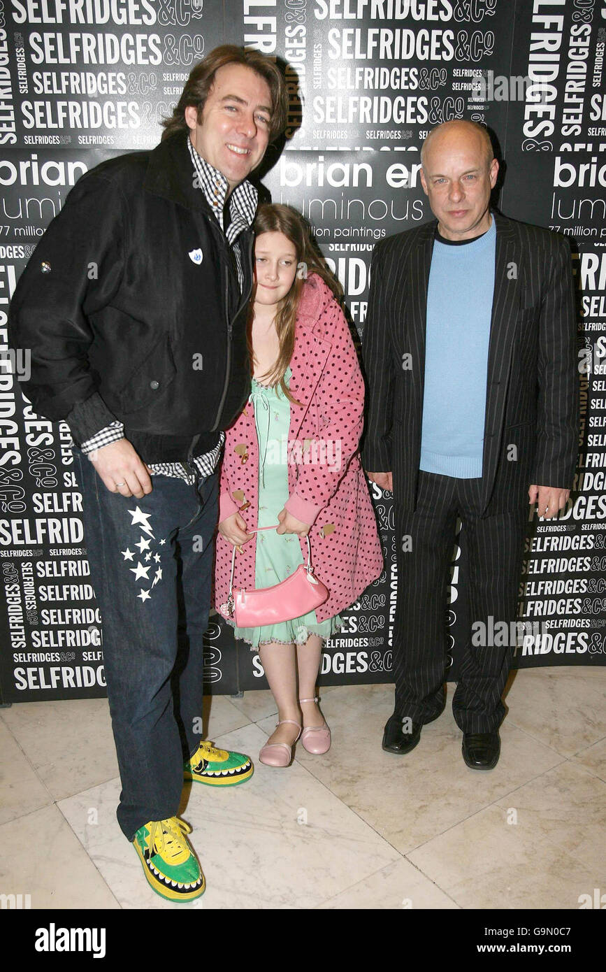 Jonathan Ross And Family High Resolution Stock Photography and Images ...