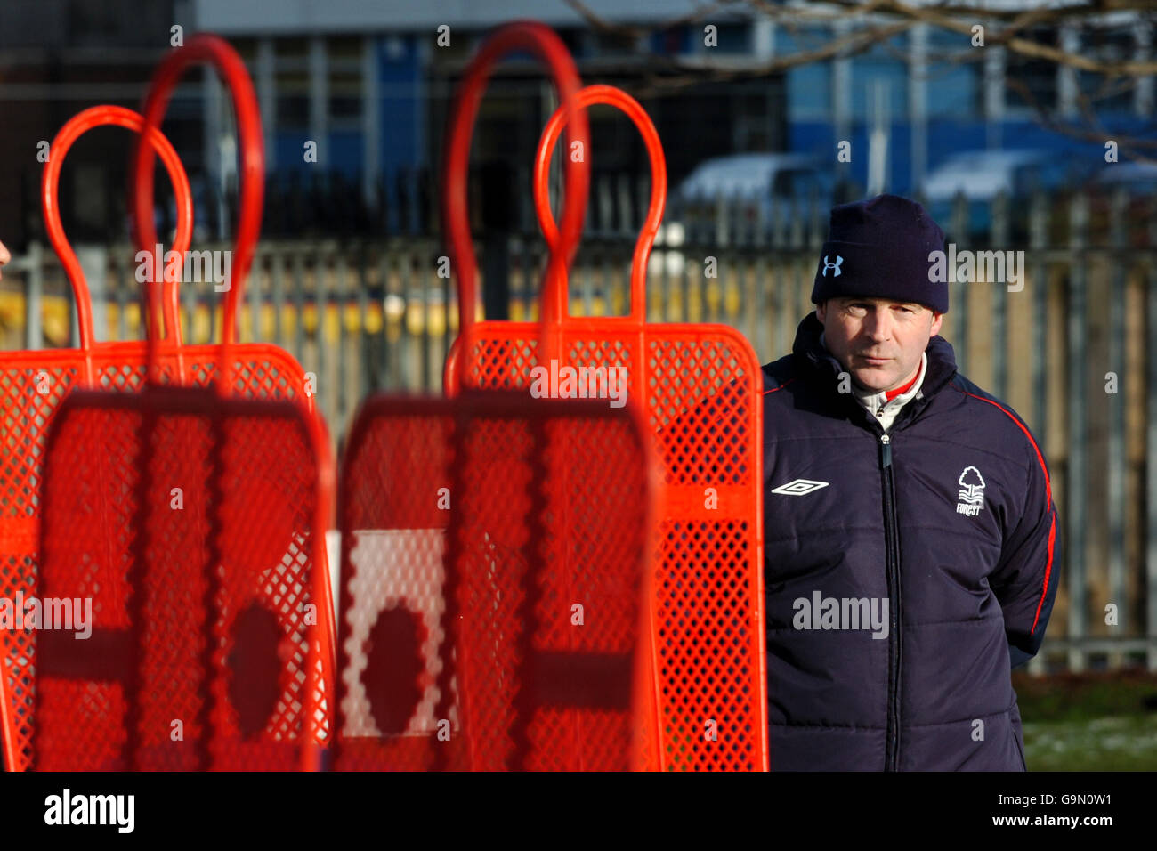 Soccer nottingham forest training session hi-res stock photography and ...