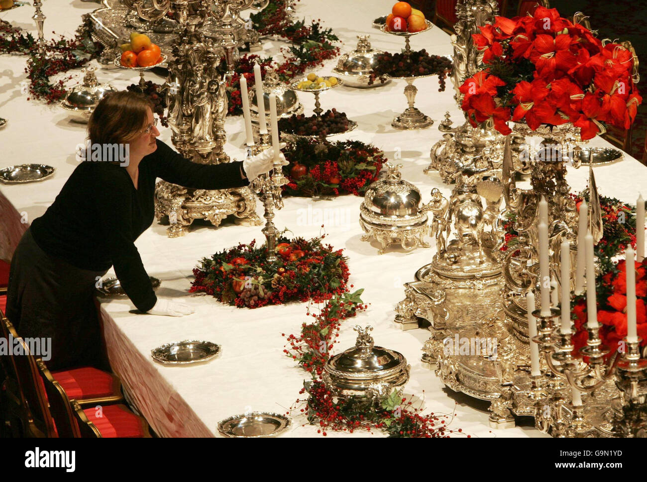 Victorian dinner hi-res stock photography and images - Alamy