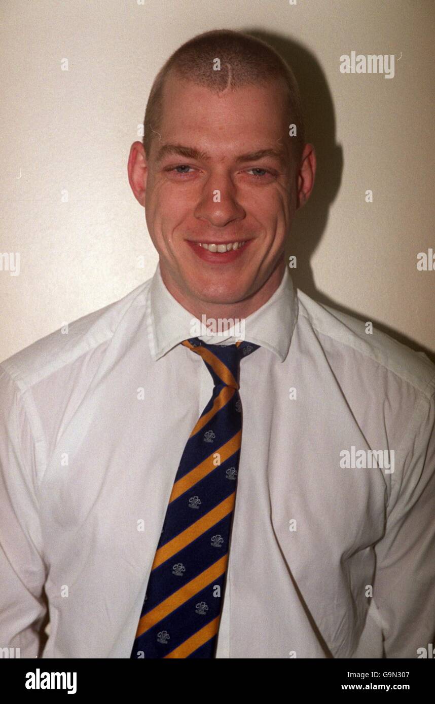 Cricket - Surrey CCC. Toby Coddrington, Surrey Stock Photo - Alamy