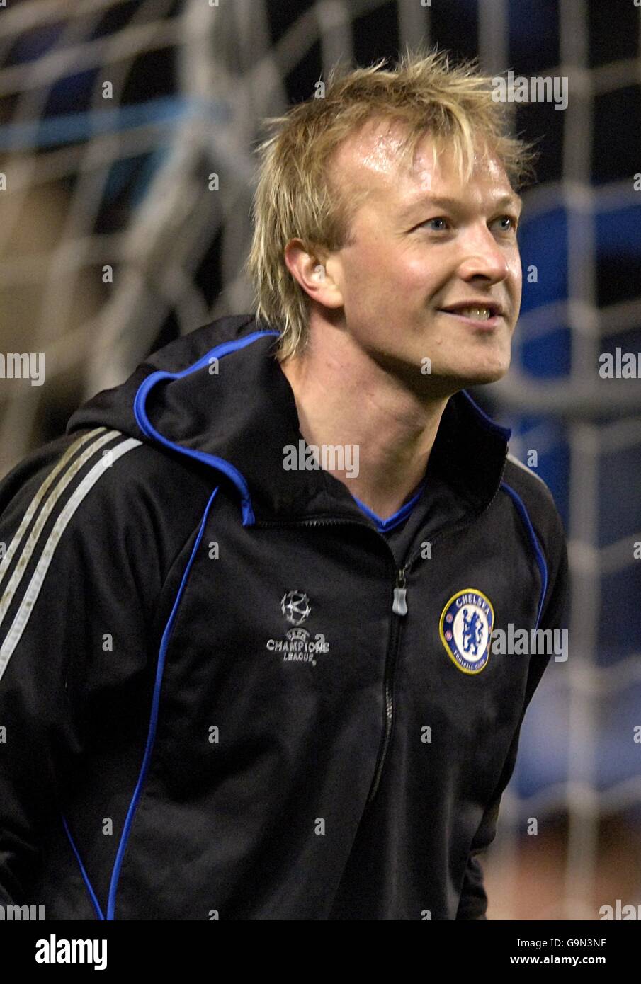 Chelseas reserve goalkeeper magnus hedman hi-res stock photography and ...