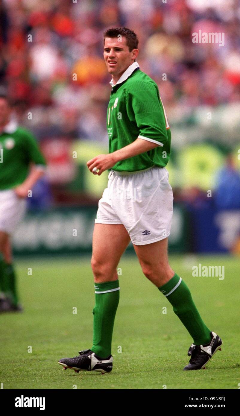 Soccer world cup 2002 qualifier group two ireland v portugal hi-res ...