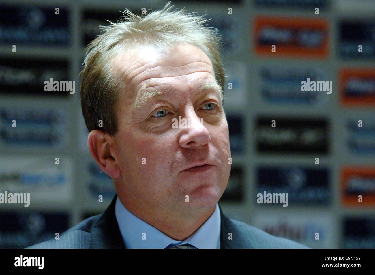 West Ham United's new manager Alan Curbishley during a press conference ...