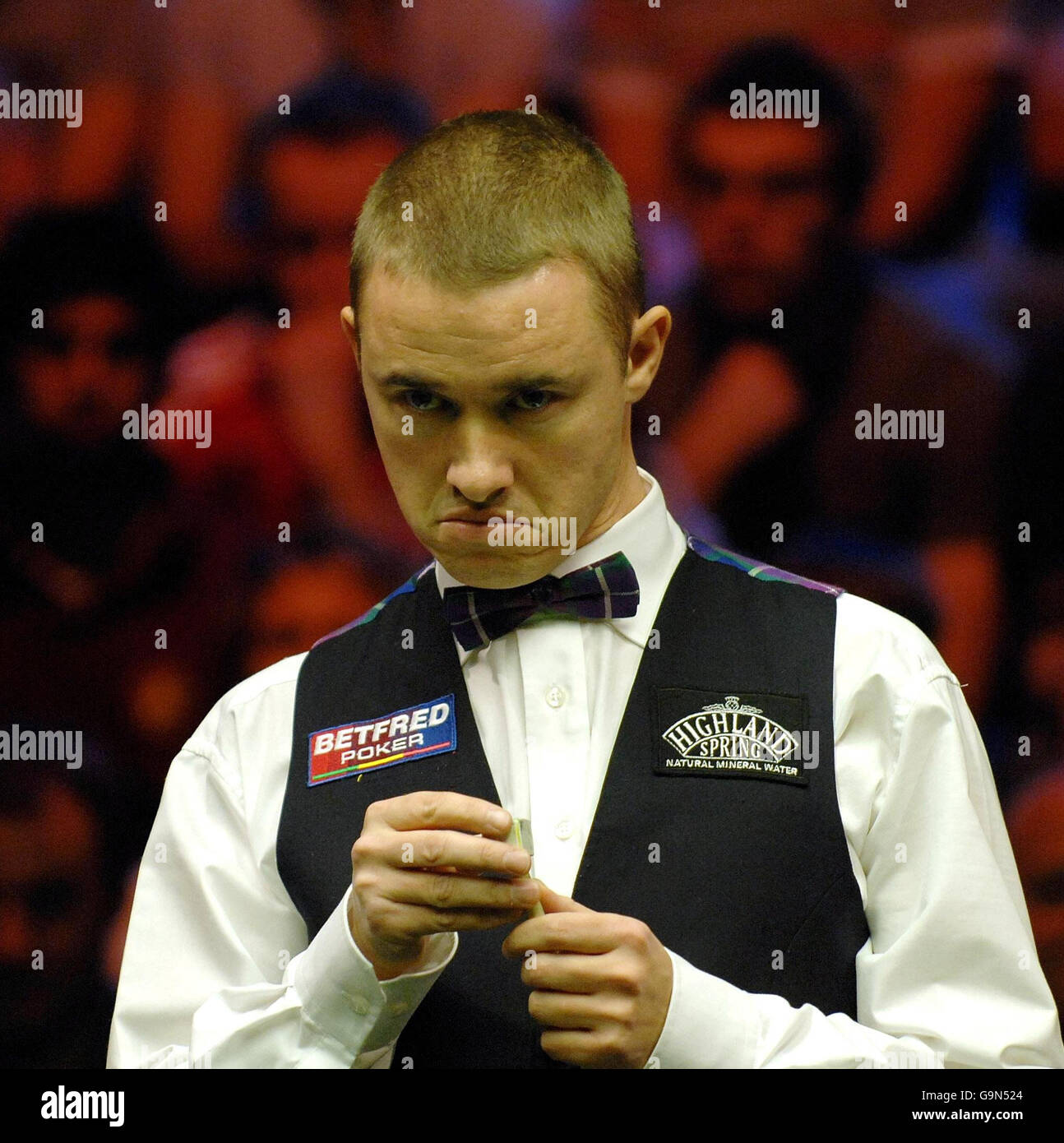 Scotland's Stephen Hendry chalks his cue during the Maplin UK Snooker ...