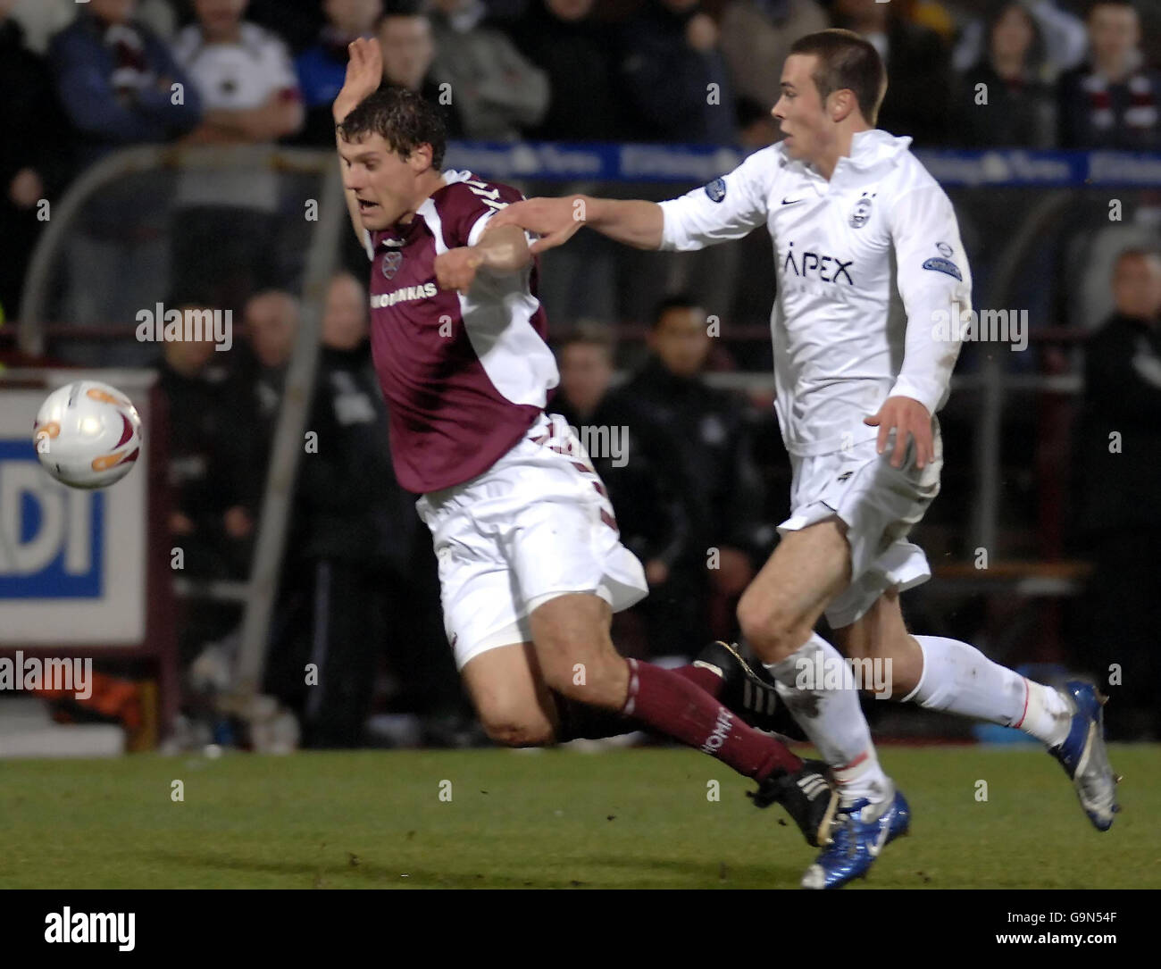 Andrius velicka heart of midlothian hi-res stock photography and images ...