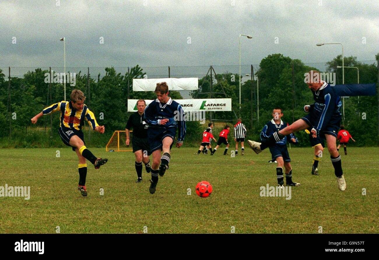 Soccer - non league soccer - Referee Peter Jones Feature - Quornament 6 ...