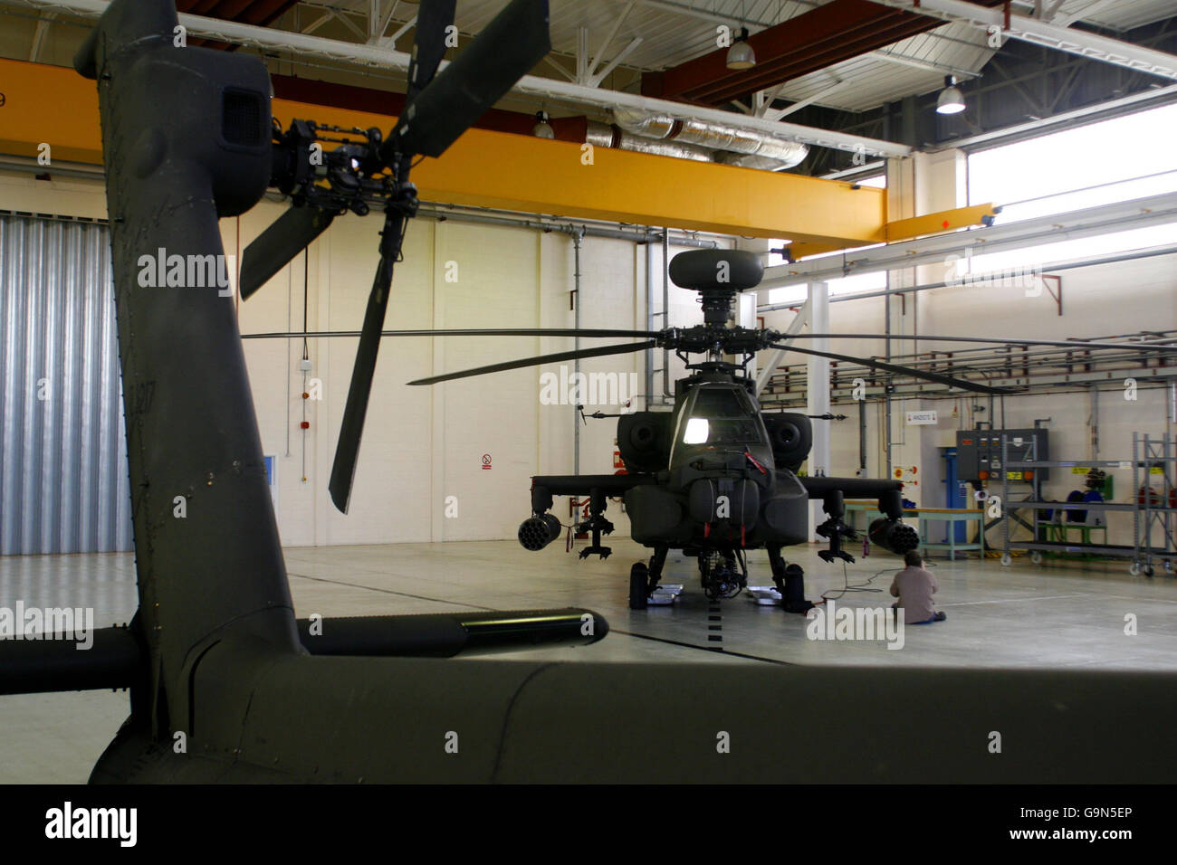 Apache attack helicopter Stock Photo - Alamy