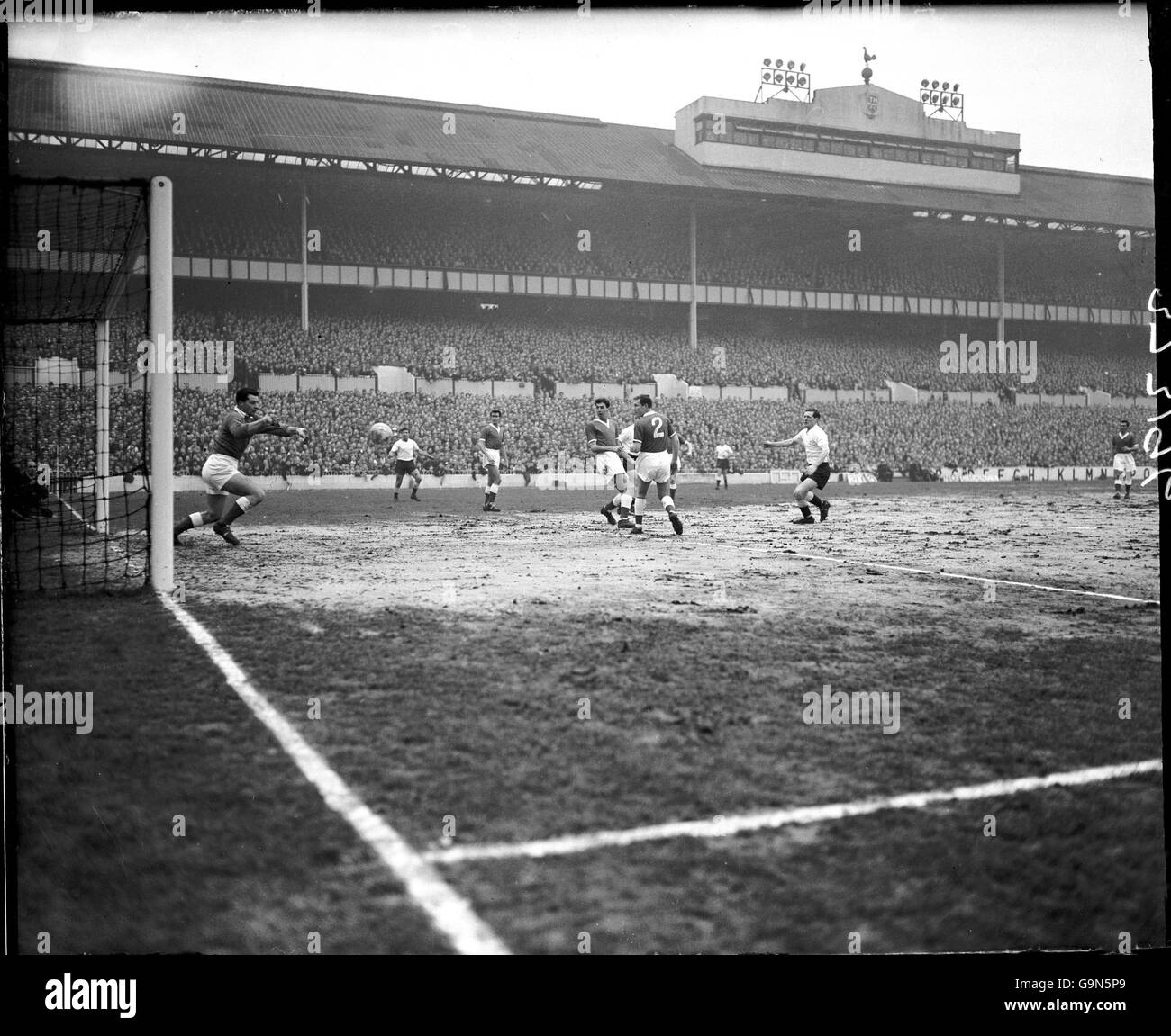 William willy bill billy action football hi-res stock photography and ...