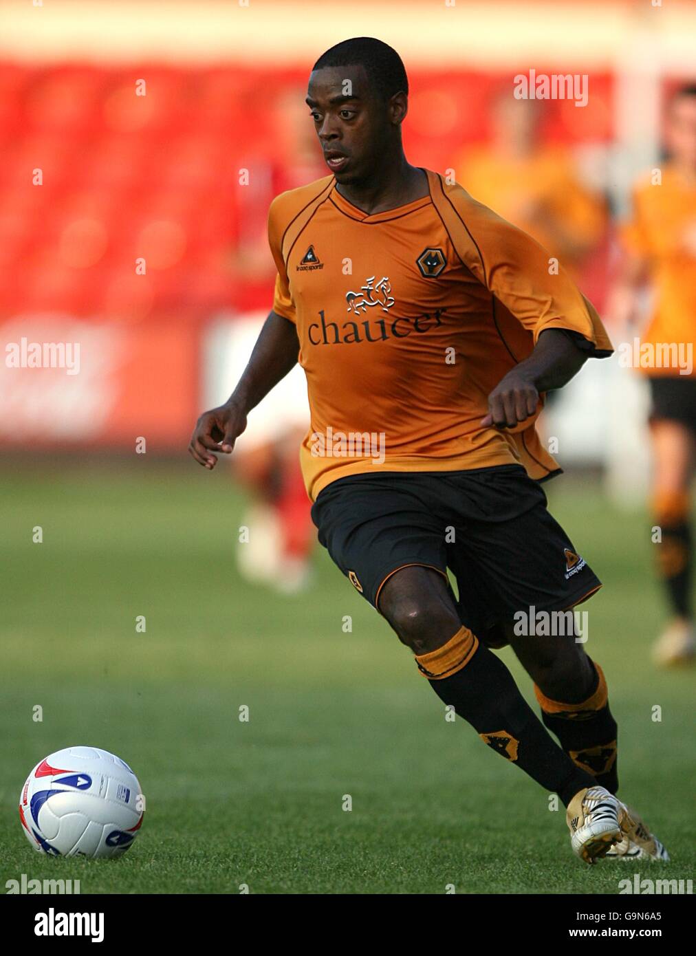 Wolverhampton wanderers rohan ricketts hi-res stock photography and ...