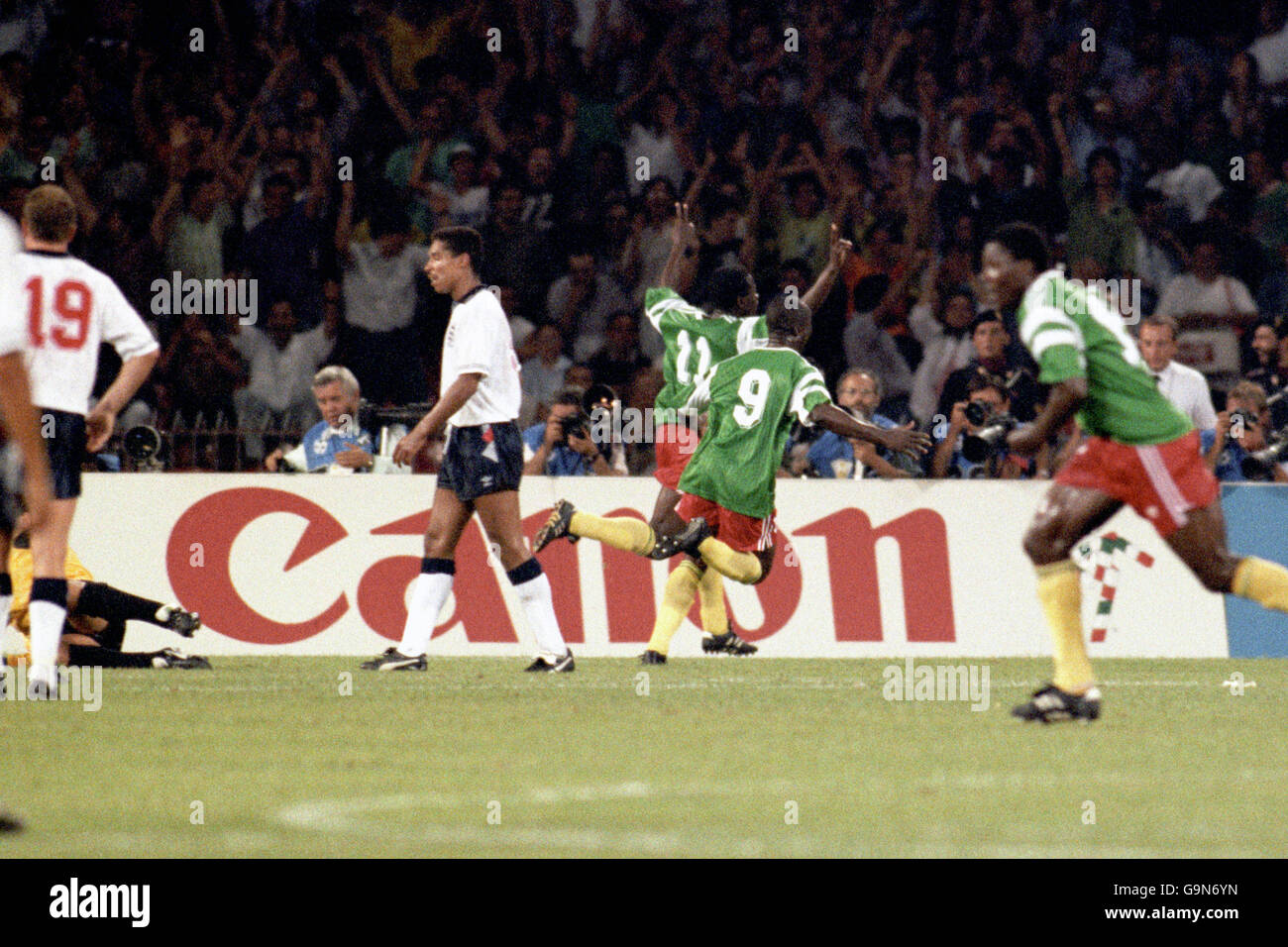 World cup 1990 italy fifa goal celebration hi-res stock photography and ...
