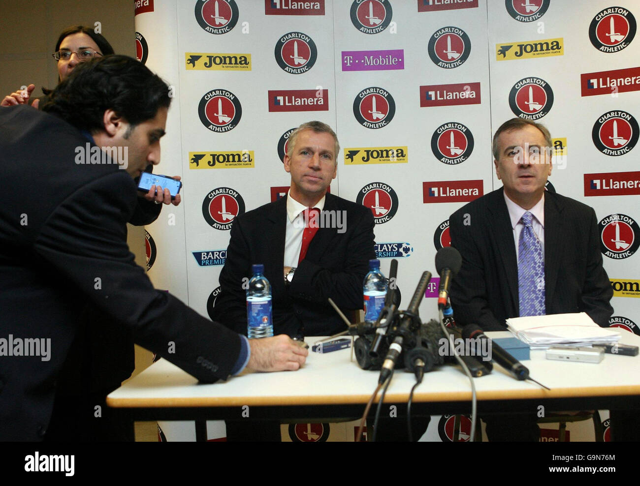 Soccer charlton press conference training ground hi-res stock ...