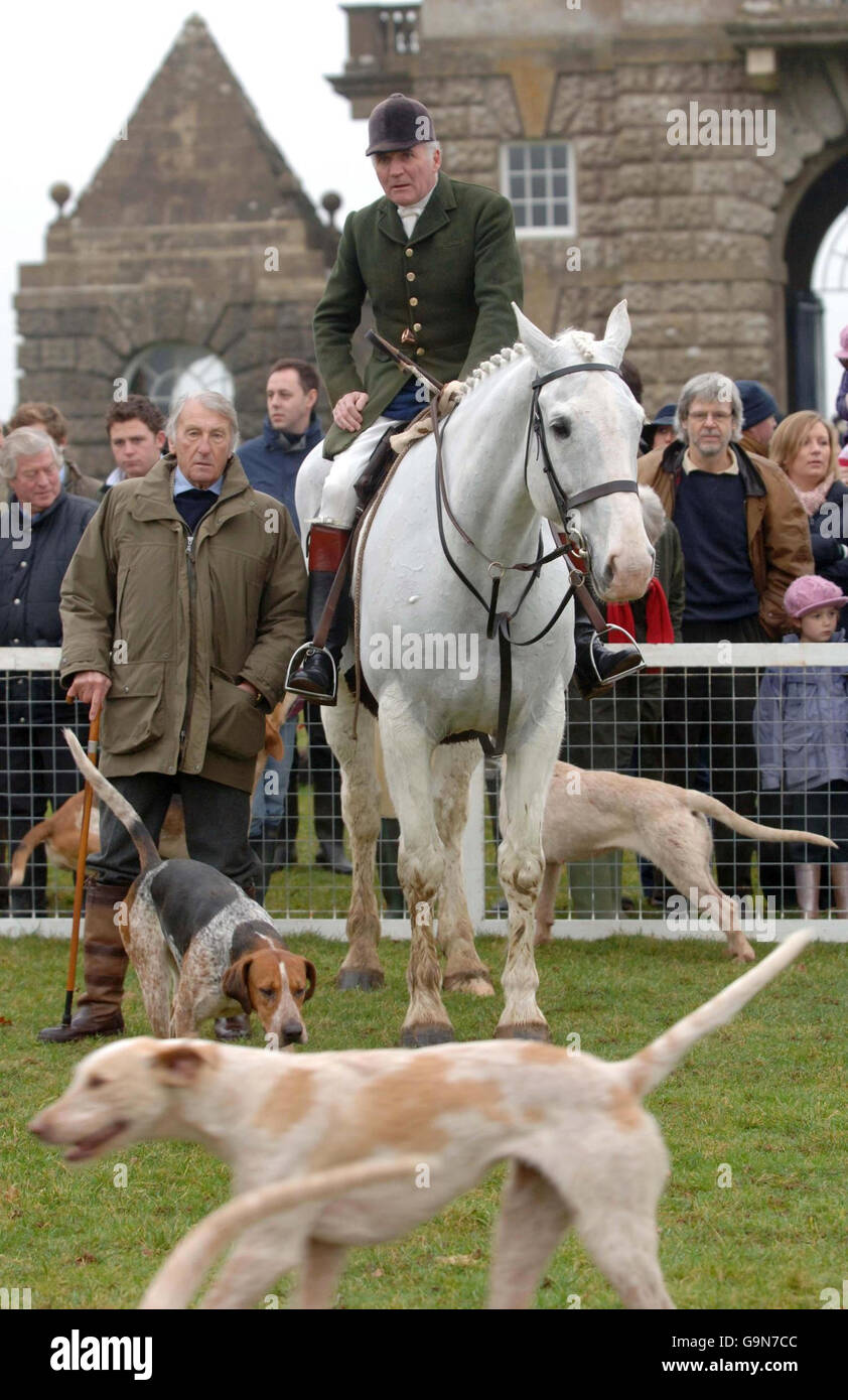 Masters of the Beaufort Hunt, Duke of Beaufort (left) and Capt Ian ...